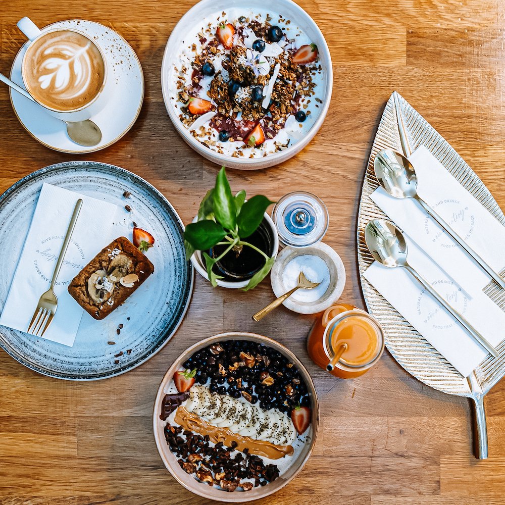Zina's Eatery - CREATIVE DISTRICT